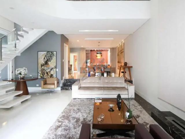 Casa / Sobrado para Venda em Curitiba/PR Guabirotuba 3 Quartos