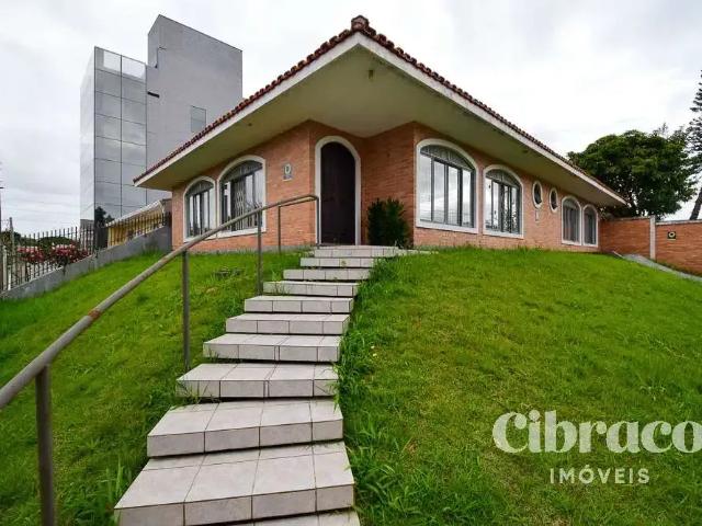 Casa / Sobrado para Venda em Curitiba/PR Guabirotuba 3 Quartos
