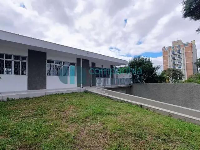 Casa / Sobrado para Venda em Curitiba/PR Guabirotuba 3 Quartos