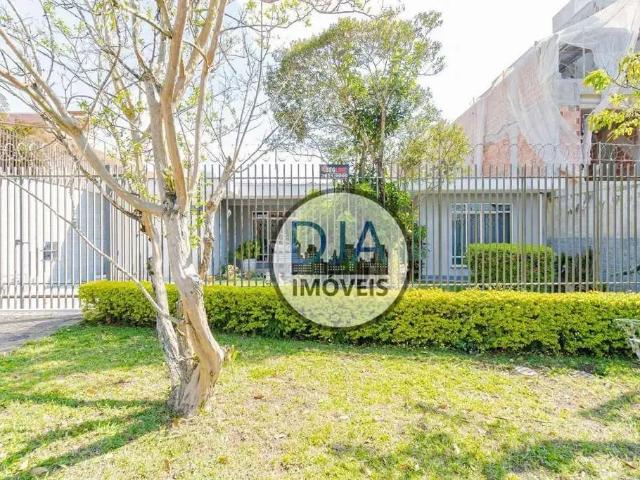Casa / Sobrado para Venda em Curitiba/PR Guabirotuba 4 Quartos