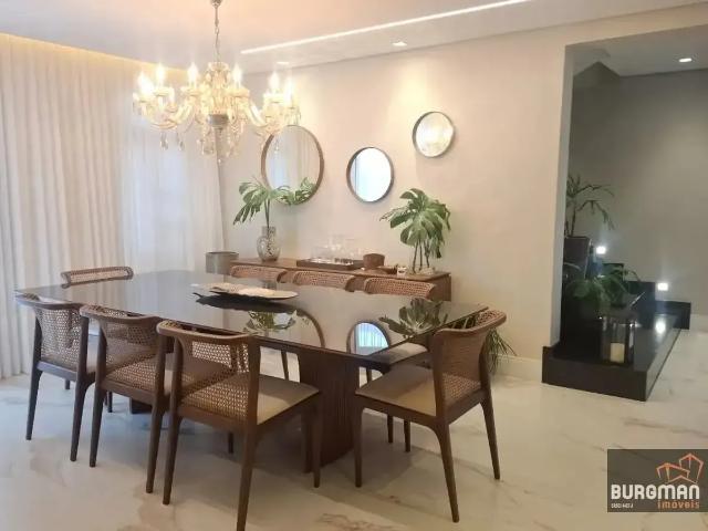 Casa / Sobrado para Venda em Curitiba/PR Guabirotuba 4 Quartos