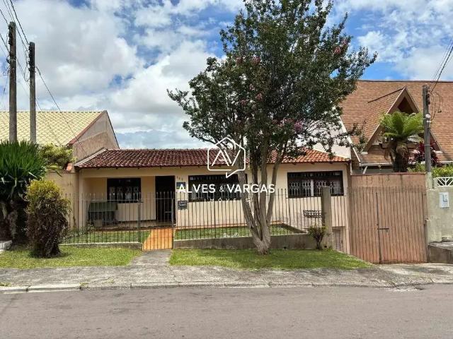 Casa / Sobrado para Venda em Curitiba/PR Guabirotuba 4 Quartos