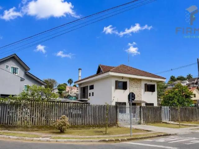 Casa / Sobrado para Venda em Curitiba/PR Guaíra 4 Quartos