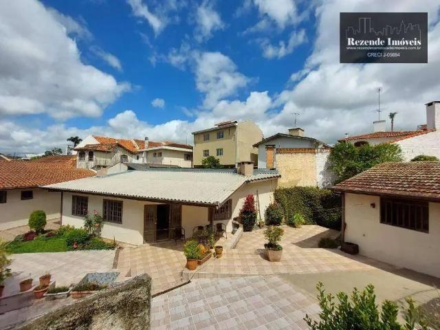 Casa / Sobrado para Venda em Curitiba/PR Guaíra 4 Quartos