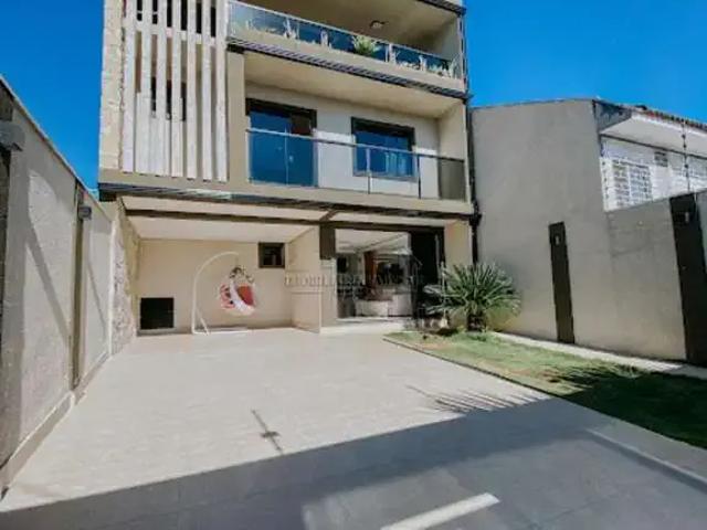 Casa / Sobrado para Venda em Curitiba/PR Guaíra 4 Quartos