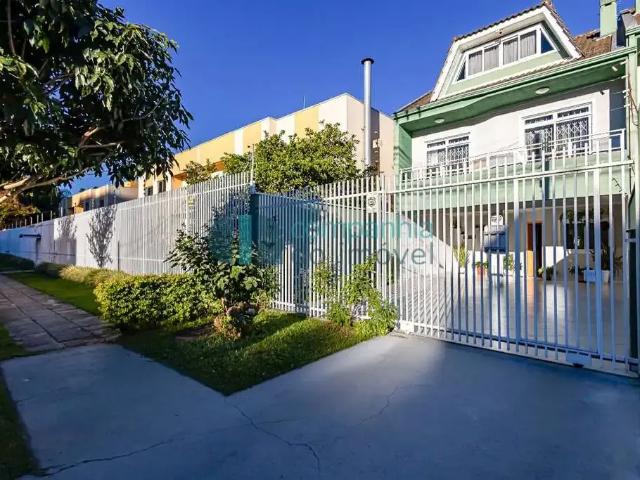 Casa / Sobrado para Venda em Curitiba/PR Guaíra 3 Quartos