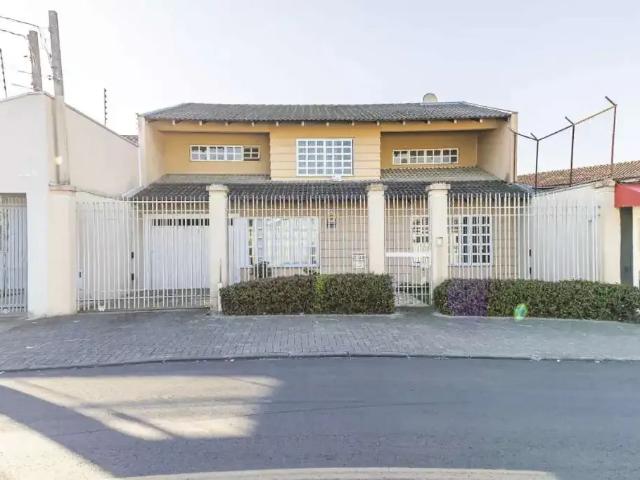 Casa / Sobrado para Venda em Curitiba/PR Guaíra 3 Quartos