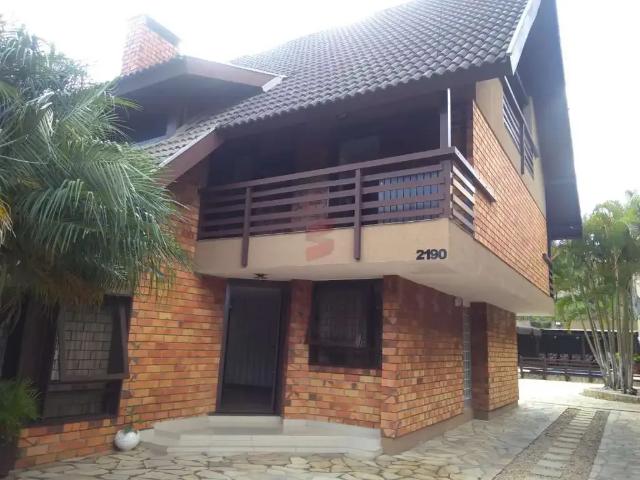Casa / Sobrado para Venda em Curitiba/PR Guaíra 3 Quartos