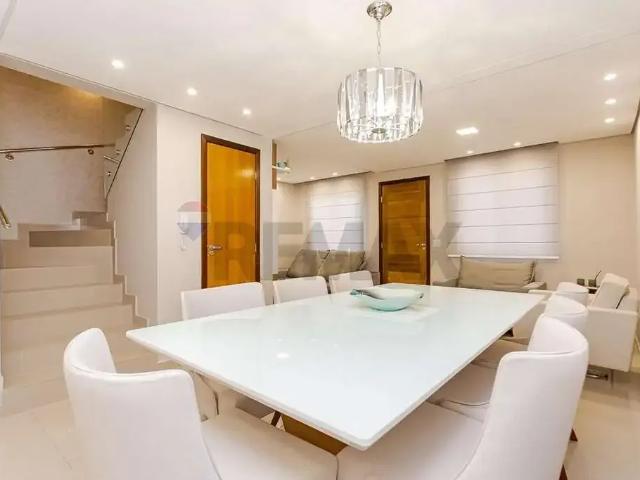 Casa / Sobrado para Venda em Curitiba/PR Guaíra 3 Quartos