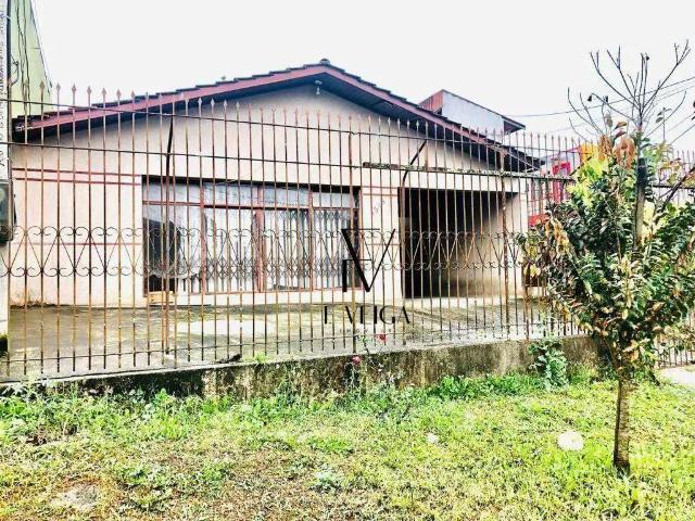 Casa / Sobrado para Venda em Curitiba/PR Guaíra 3 Quartos