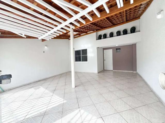 Casa / Sobrado para Venda em Curitiba/PR Ganchinho 3 Quartos