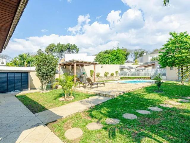 Casa / Sobrado para Venda em Curitiba/PR Jardim Social 4 Quartos