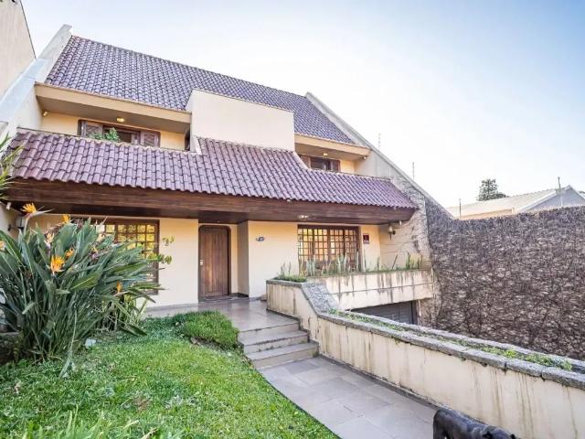 Casa / Sobrado para Venda em Curitiba/PR Hugo Lange 5 Quartos