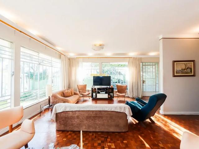 Casa / Sobrado para Venda em Curitiba/PR Jardim Botânico 3 Quartos