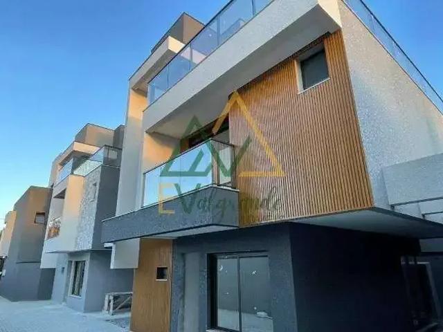 Casa / Sobrado para Venda em Curitiba/PR Jardim das Américas 3 Quartos