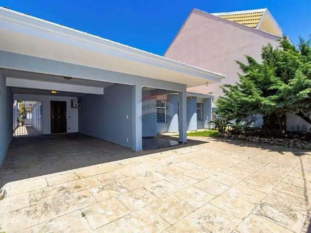 Casa / Sobrado para Venda em Curitiba/PR Jardim das Américas 5 Quartos