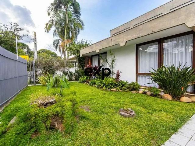 Casa / Sobrado para Venda em Curitiba/PR Jardim Social 4 Quartos