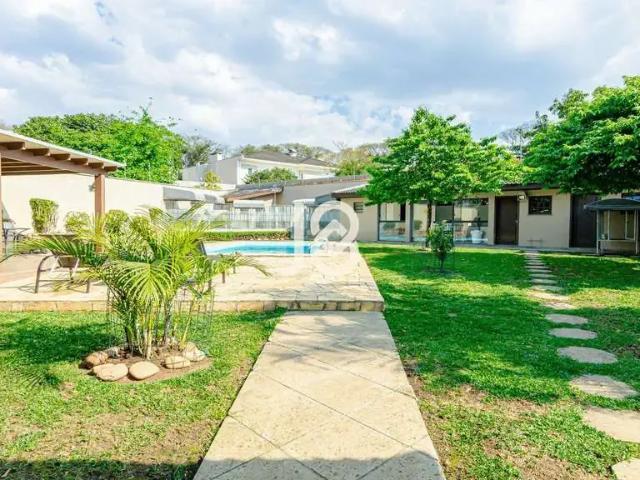 Casa / Sobrado para Venda em Curitiba/PR Jardim Social 5 Quartos