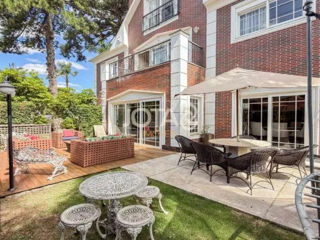 Casa / Sobrado para Venda em Curitiba/PR Jardim Social 6 Quartos