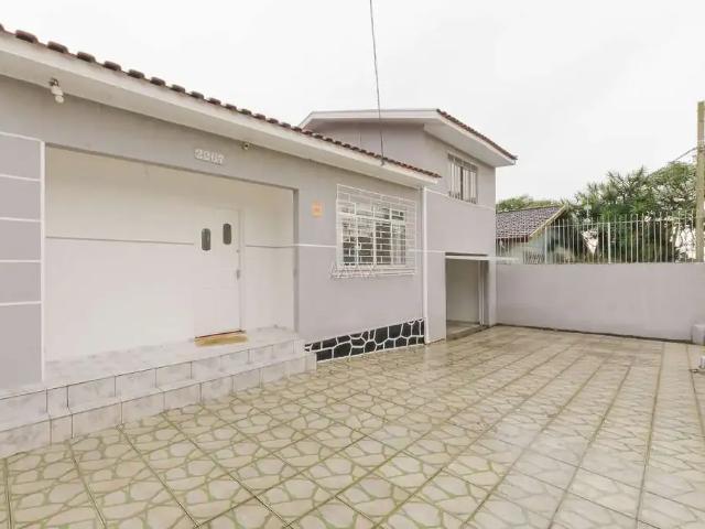 Casa / Sobrado para Venda em Curitiba/PR Parolin 4 Quartos