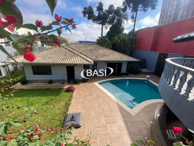 Casa / Sobrado para Venda em Curitiba/PR Parolin 5 Quartos
