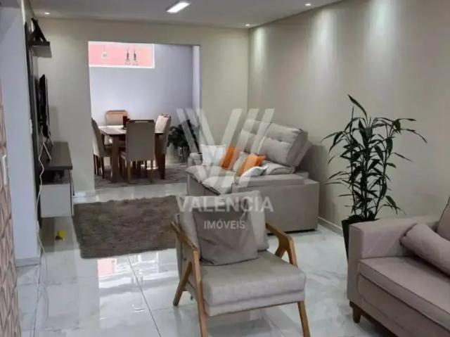 Casa / Sobrado para Venda em Curitiba/PR Pinheirinho 3 Quartos