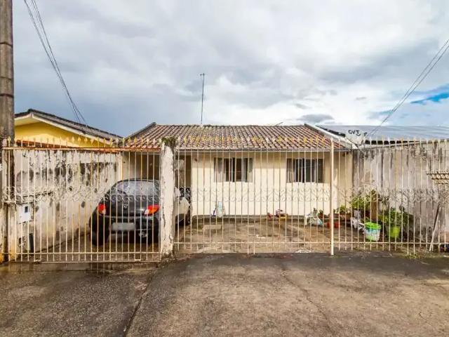 Casa / Sobrado para Venda em Curitiba/PR Pinheirinho 3 Quartos