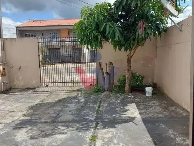 Casa / Sobrado para Venda em Curitiba/PR Pinheirinho 3 Quartos