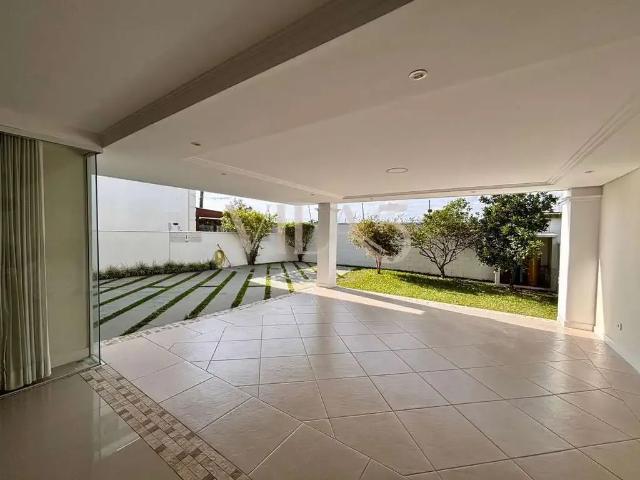 Casa / Sobrado para Venda em Curitiba/PR Pinheirinho 4 Quartos