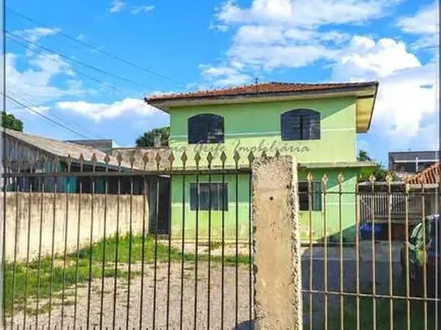 Casa / Sobrado para Venda em Curitiba/PR Pinheirinho 6 Quartos