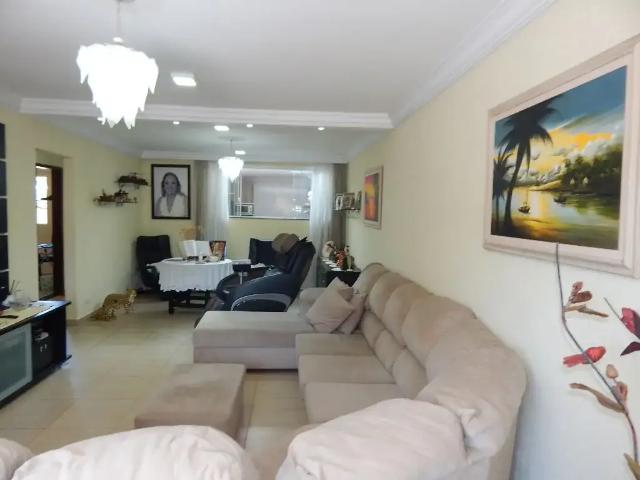 Casa / Sobrado para Venda em Curitiba/PR Portão 4 Quartos