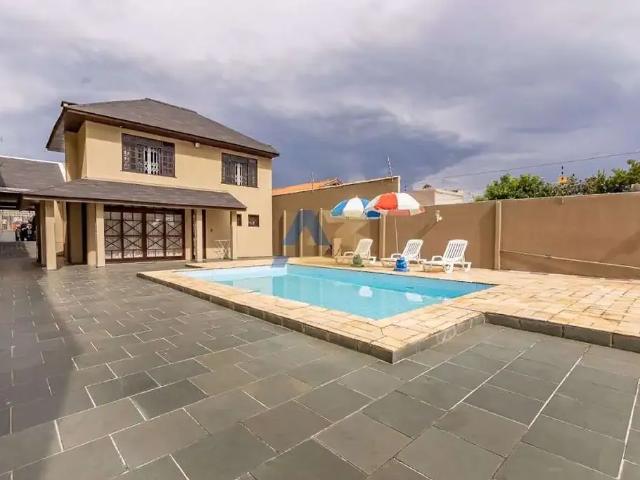 Casa / Sobrado para Venda em Curitiba/PR Portão 4 Quartos
