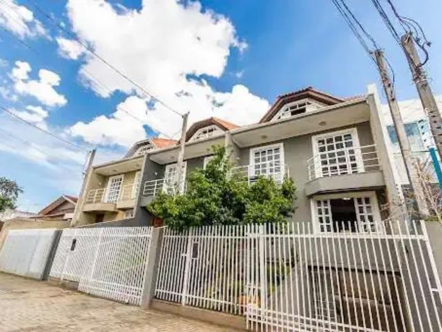 Casa / Sobrado para Venda em Curitiba/PR Portão 4 Quartos