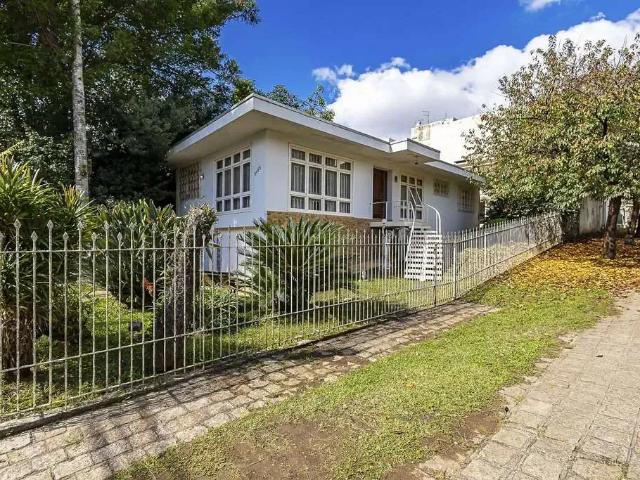 Casa / Sobrado para Venda em Curitiba/PR Portão 4 Quartos