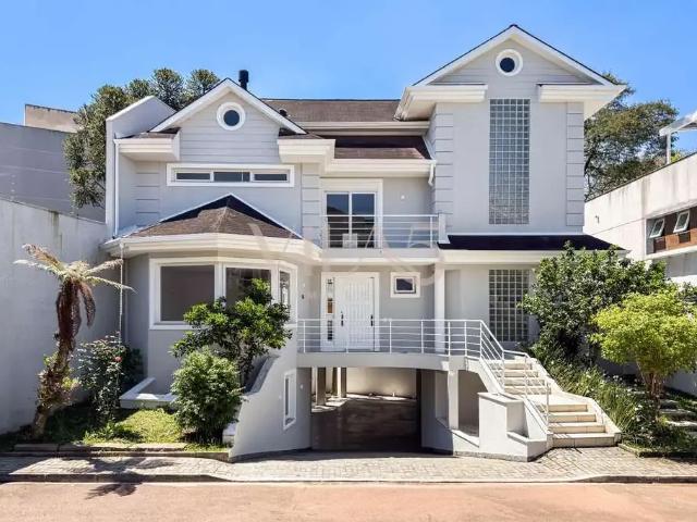 Casa / Sobrado para Venda em Curitiba/PR Portão 4 Quartos
