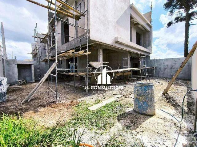 Casa / Sobrado para Venda em Curitiba/PR Portão 4 Quartos