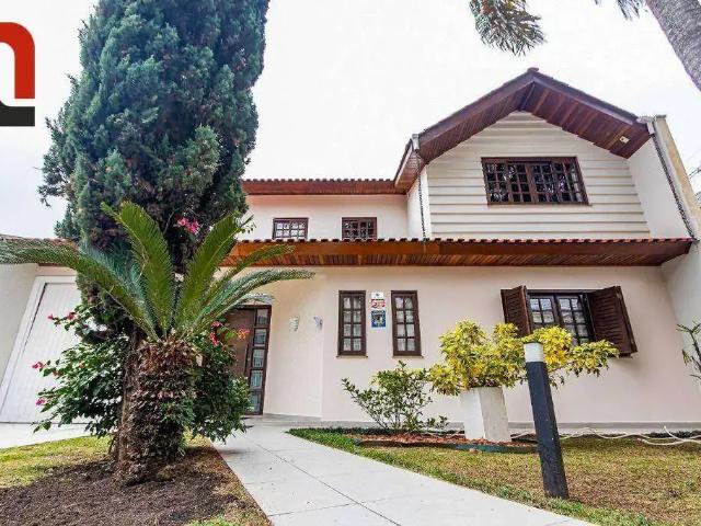 Casa / Sobrado para Venda em Curitiba/PR Portão 4 Quartos