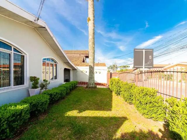 Casa / Sobrado para Venda em Curitiba/PR Portão 3 Quartos