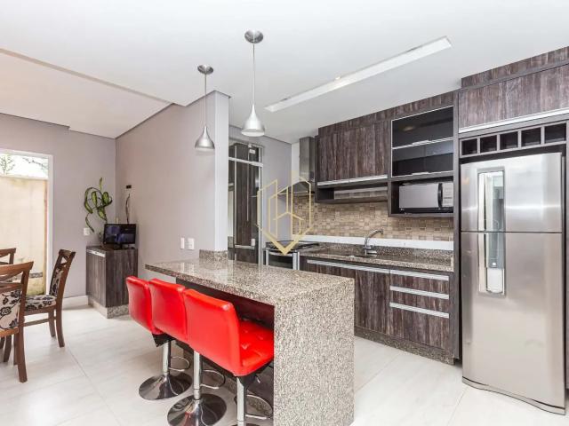 Casa / Sobrado para Venda em Curitiba/PR Portão 3 Quartos