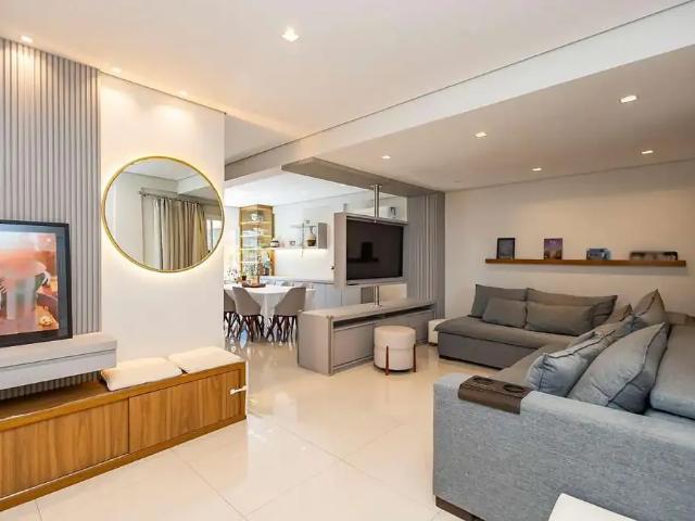 Casa / Sobrado para Venda em Curitiba/PR Portão 3 Quartos