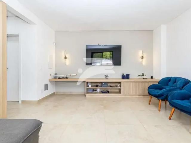 Casa / Sobrado para Venda em Curitiba/PR Portão 3 Quartos