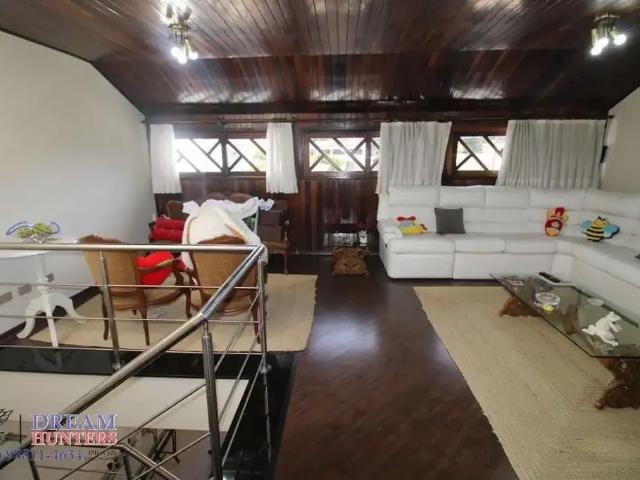 Casa / Sobrado para Venda em Curitiba/PR Portão 3 Quartos