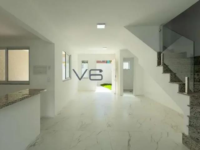 Casa / Sobrado para Venda em Curitiba/PR Portão 3 Quartos