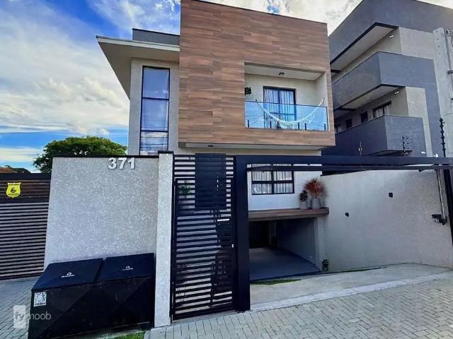 Casa / Sobrado para Venda em Curitiba/PR Portão 3 Quartos