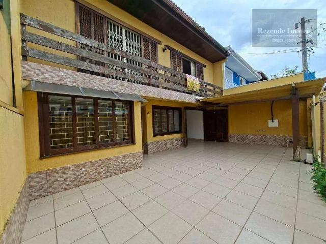 Casa / Sobrado para Venda em Curitiba/PR Portão 3 Quartos