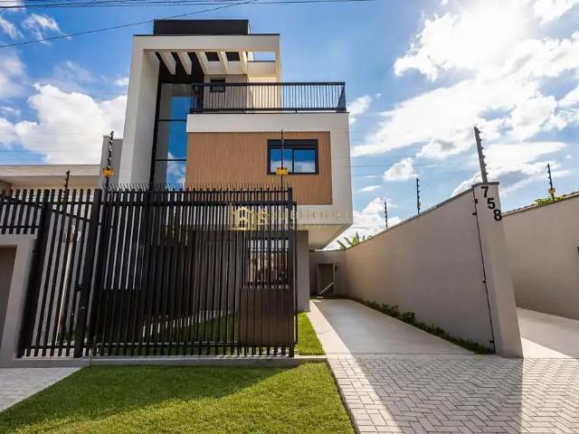Casa / Sobrado para Venda em Curitiba/PR Portão 3 Quartos