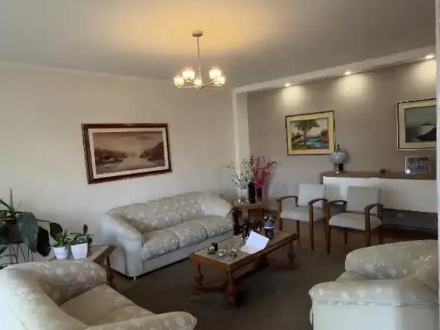 Casa / Sobrado para Venda em Curitiba/PR Portão 3 Quartos