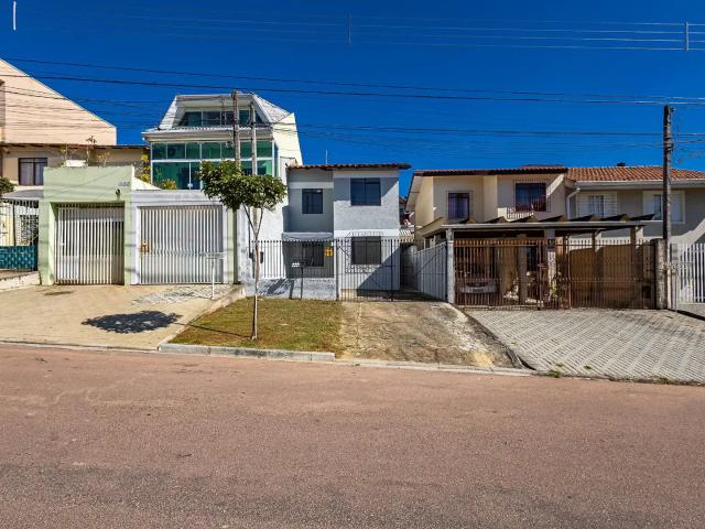 Casa / Sobrado para Venda em Curitiba/PR Portão 3 Quartos