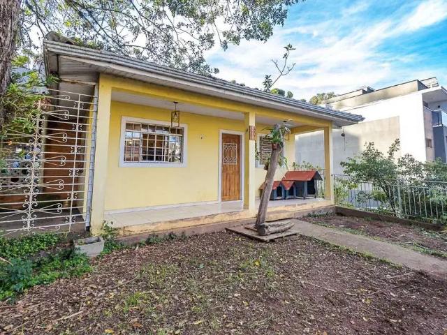 Casa / Sobrado para Venda em Curitiba/PR São Lourenço 4 Quartos