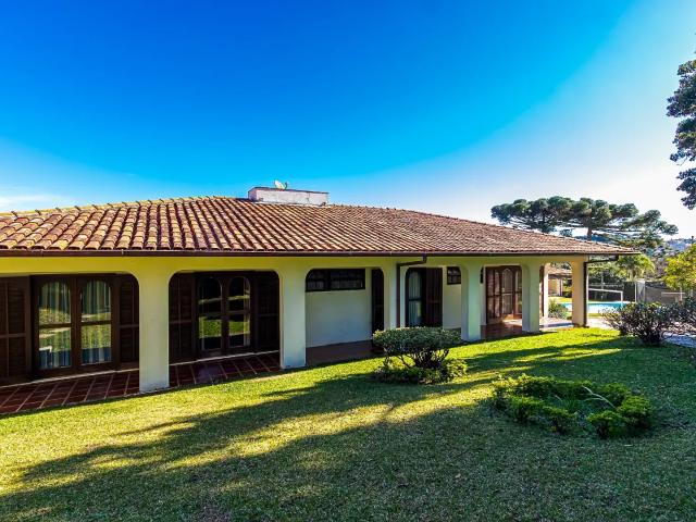Casa / Sobrado para Venda em Curitiba/PR São Lourenço 4 Quartos